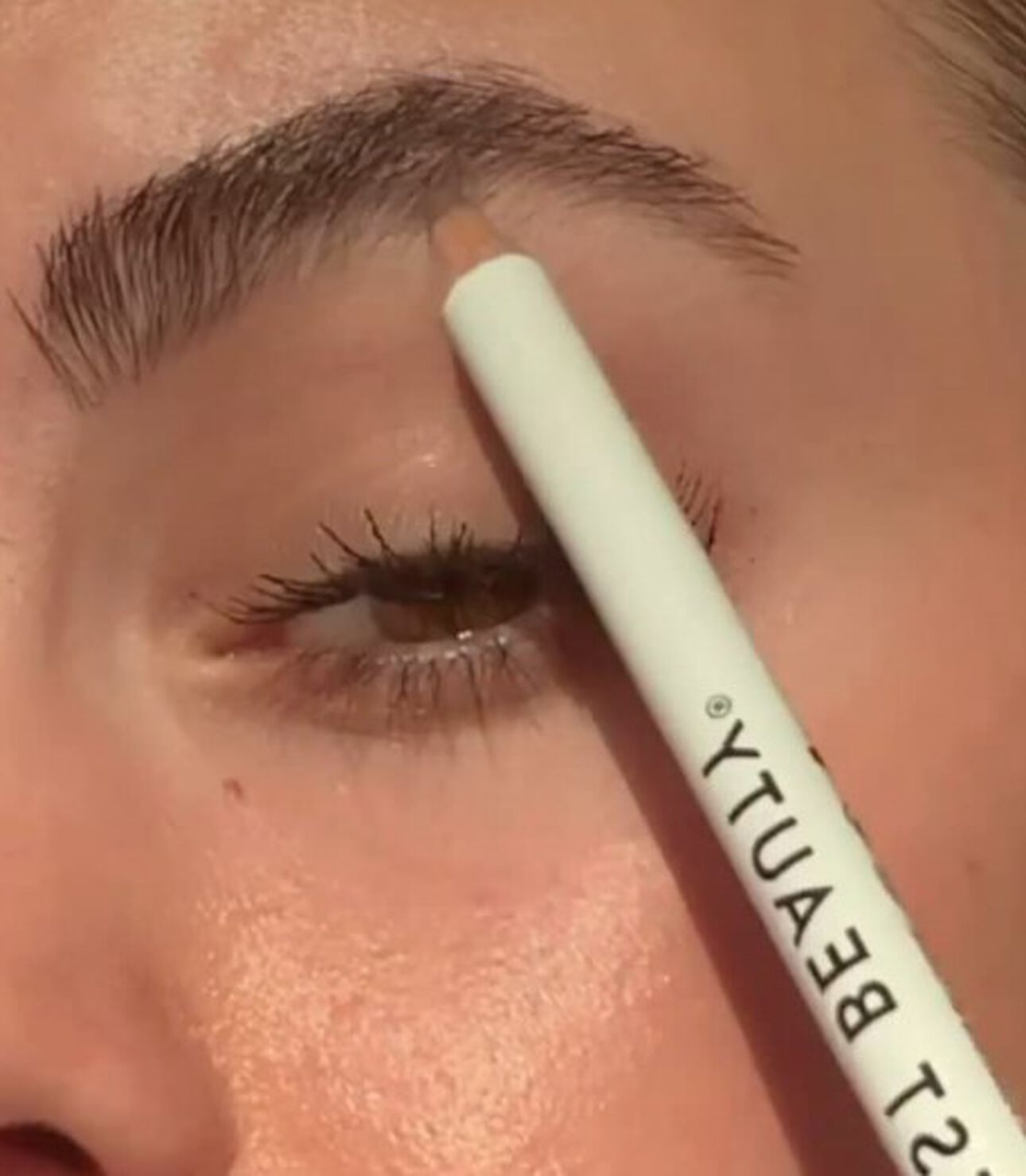 How to Shape Eyebrows at Home | Honest