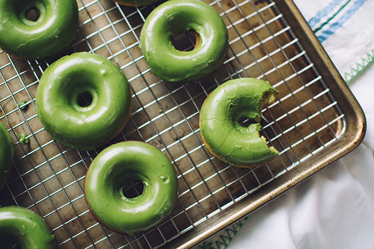 green donuts