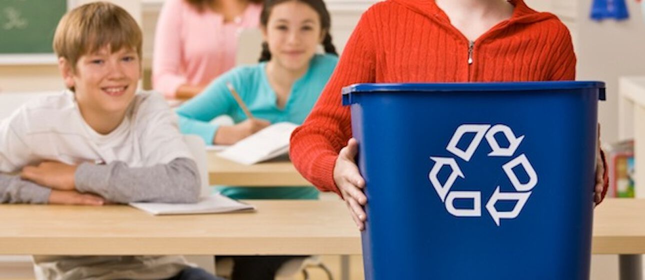 How to Help Your Child’s School Be Greener & Less Toxic | Honest