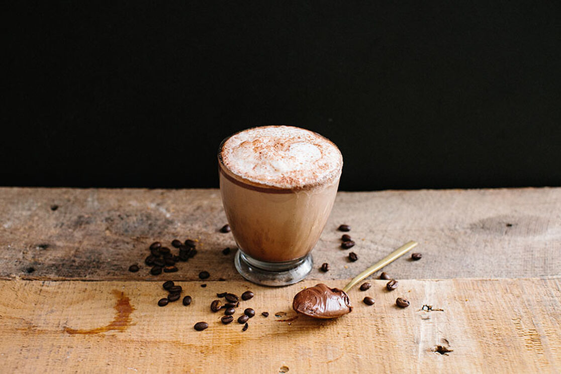 how to make chocolate hazelnut latte