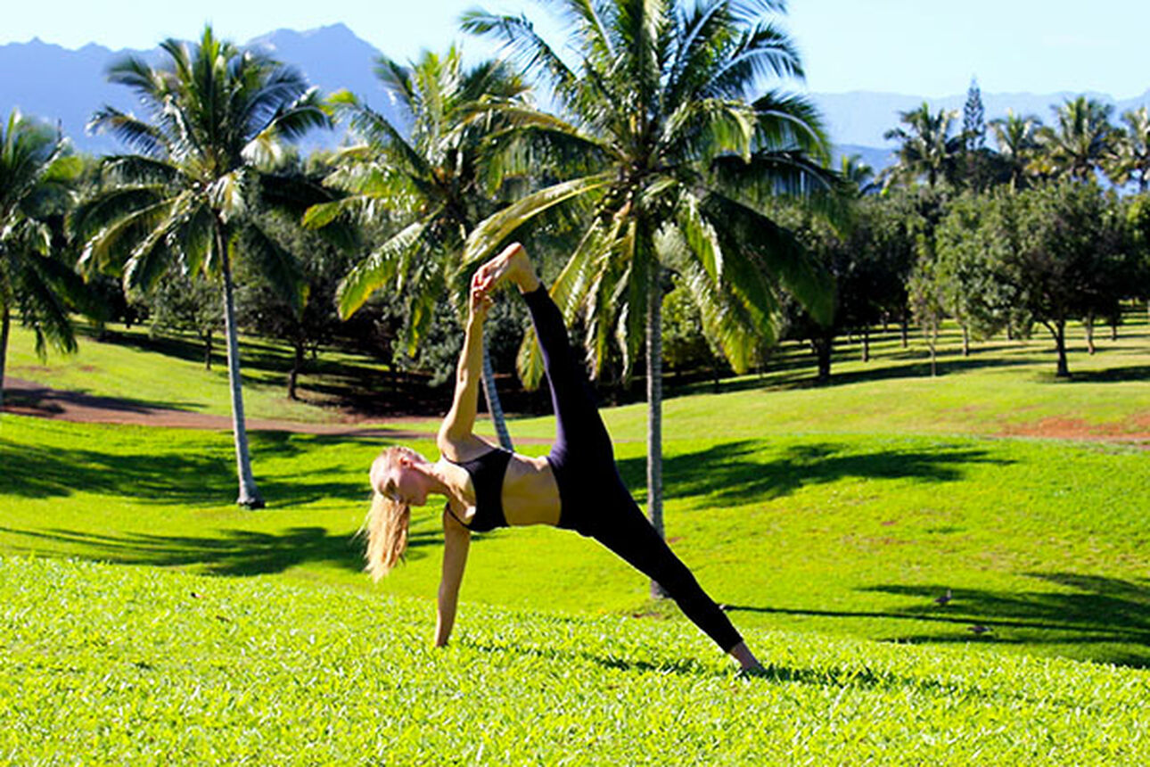 Pause & Pose: Full Side Plank | Honest